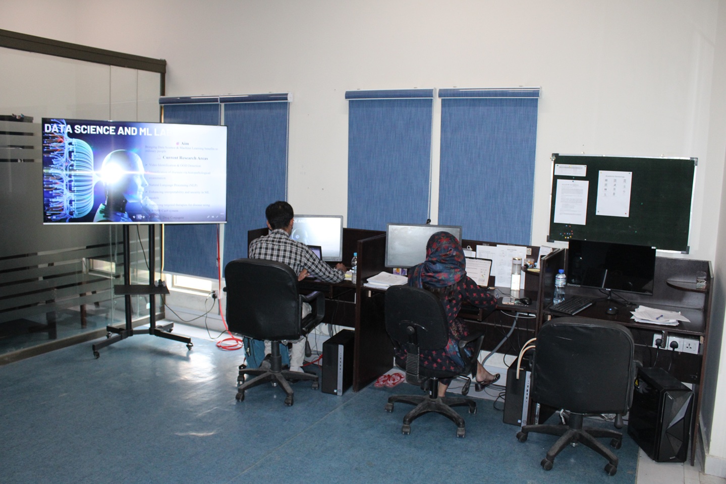 Data Science and Machine Learning Lab - School of Interdisciplinary ...